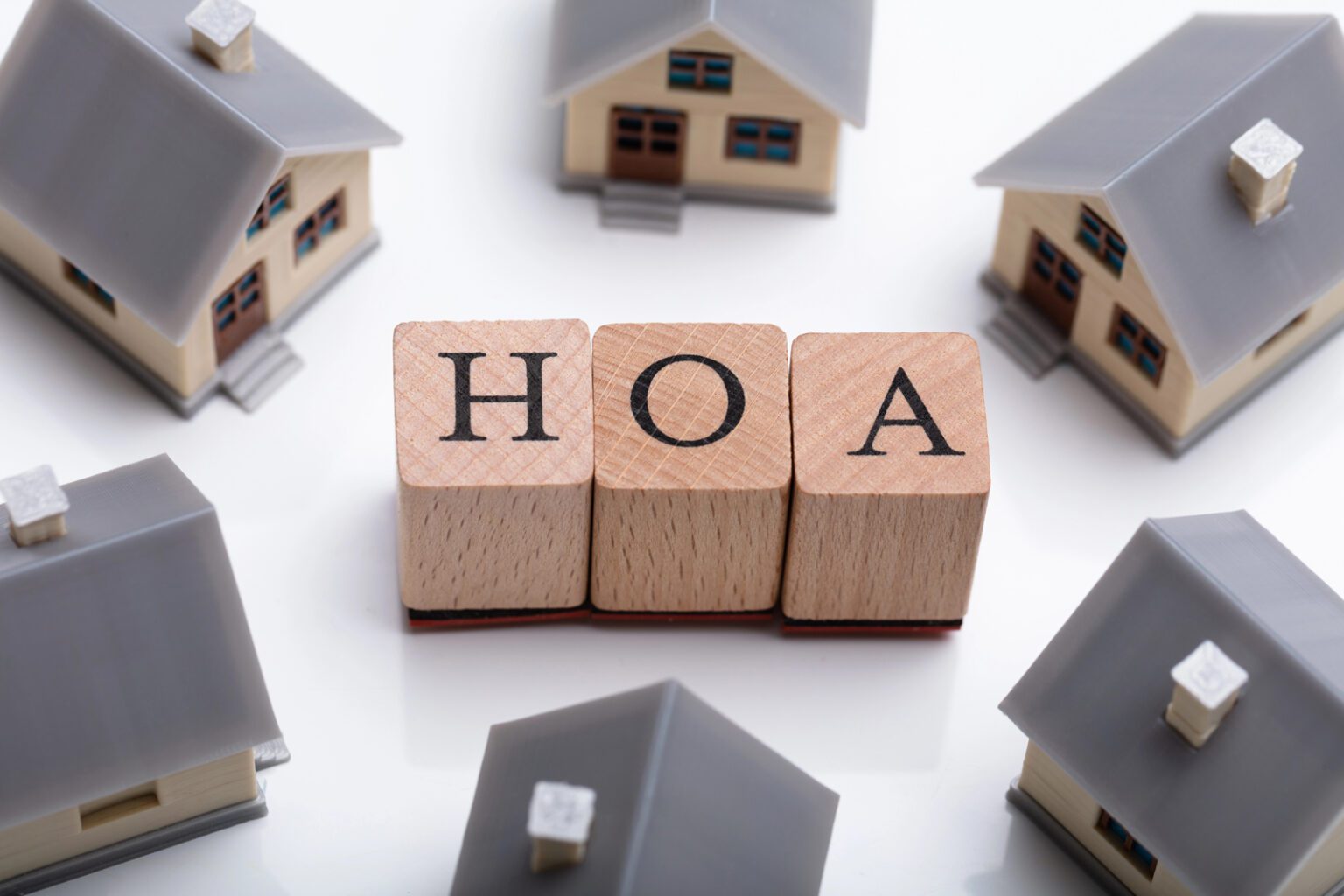 Nevada HOA Regulation: Know Your Rights & Obligations